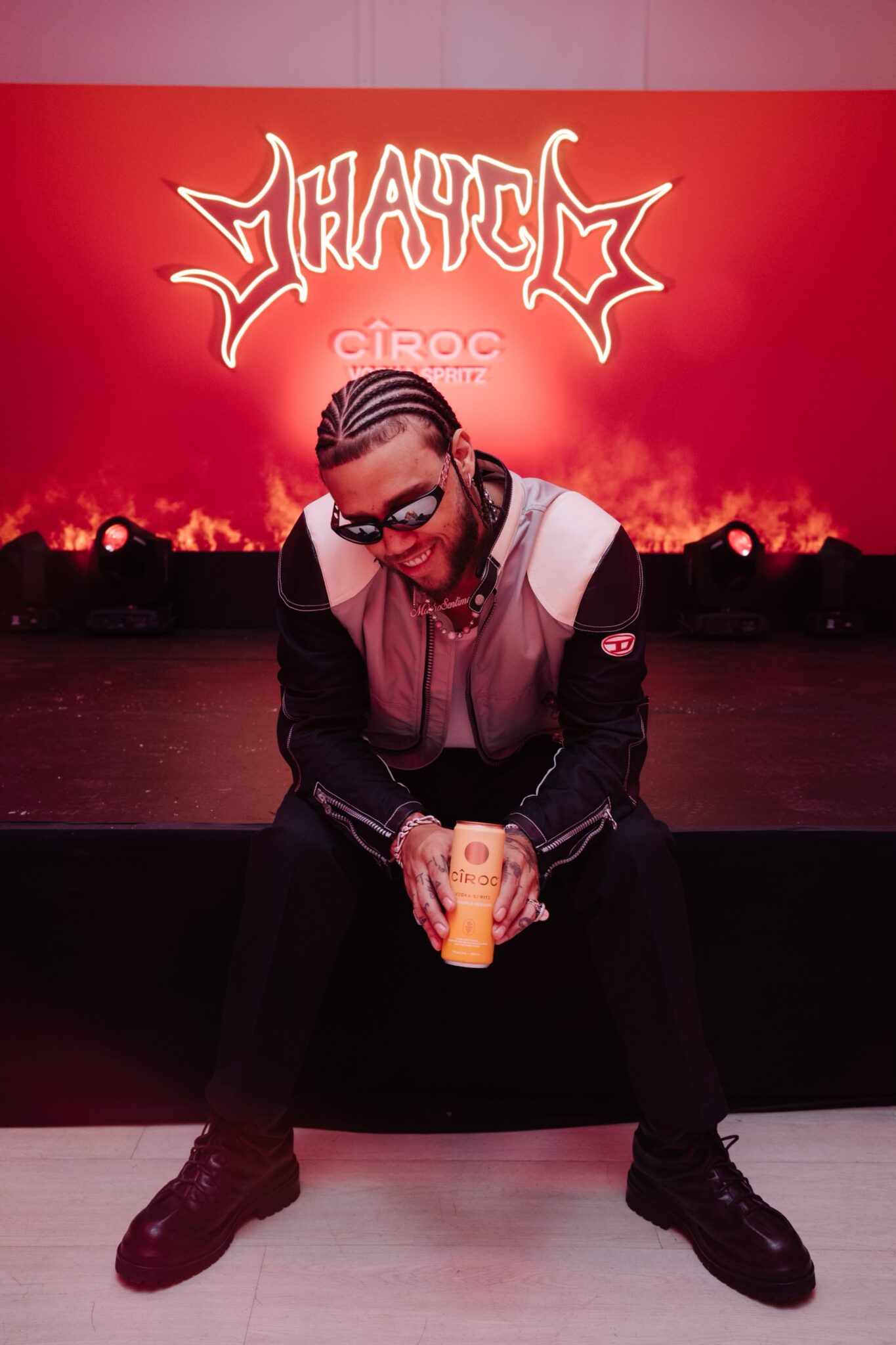 Jhayco Is Pushing Reggaeton Forward & Living La “Vida Rockstar” - Latina